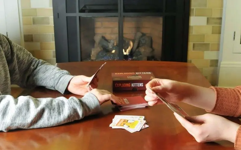 Cách chơi board game mèo nổ cơ bản, mở rộng cho người mới chơi