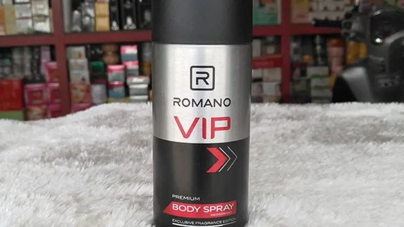 Romano có bao nhiêu loại lăn, xịt khử mùi?