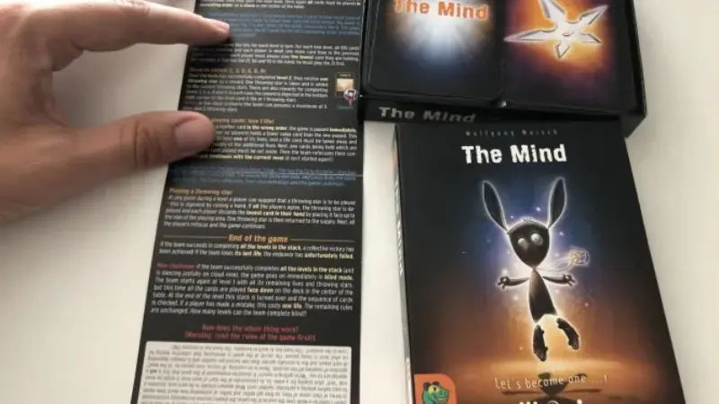 Hướng dẫn cách chơi board game The Mind cho người mới chơi