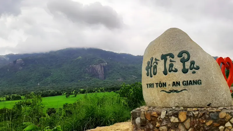 Top 8 địa điểm du lịch Tri Tôn (An Giang) nên trải nghiệm