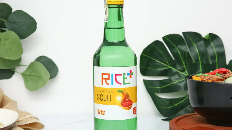 Thử ngay rượu soju Rice+ vị ngon tươi mát từ trái cây