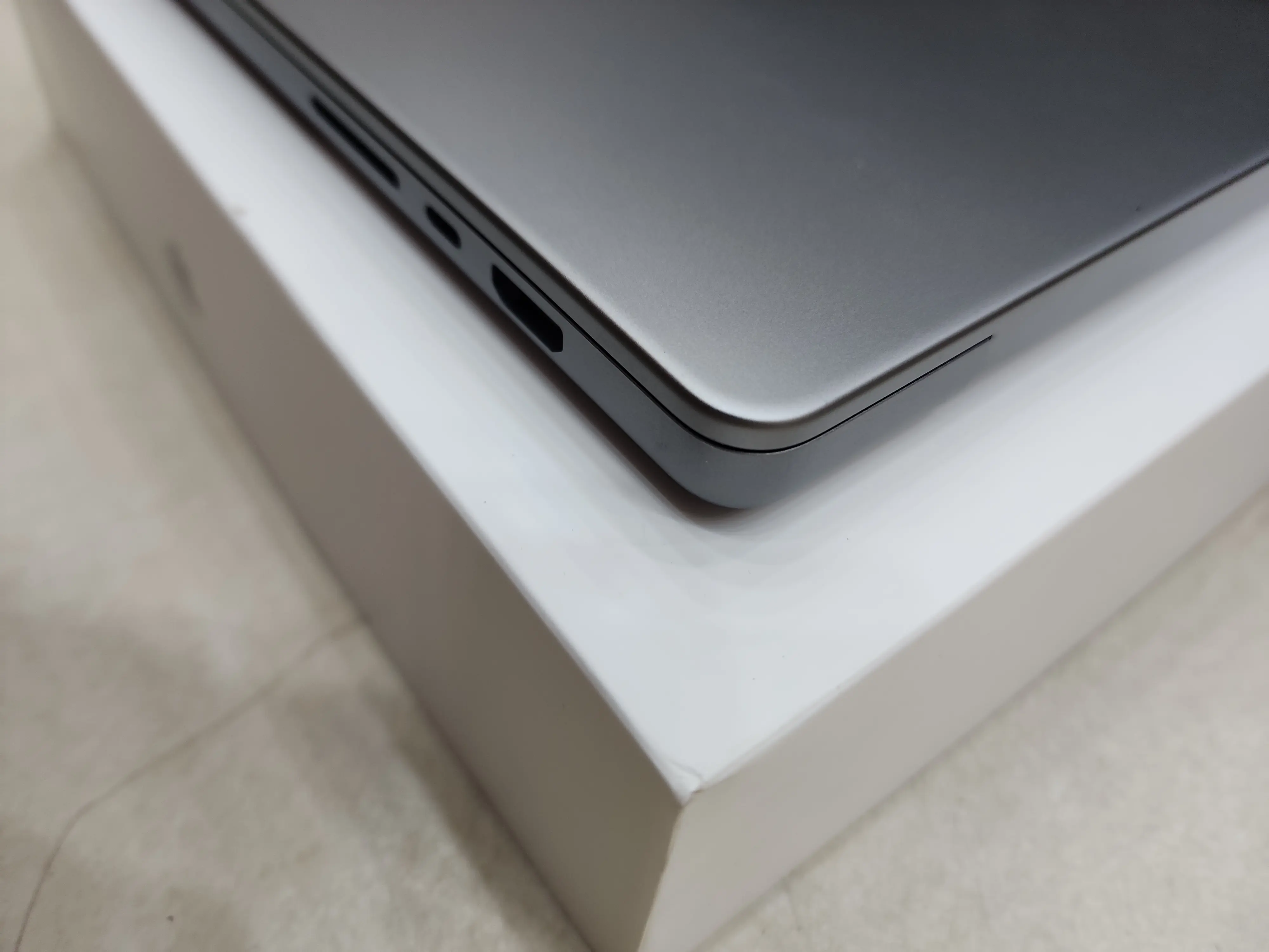 Mua Apple MacBook Pro M2 Pro 12-core CPU/16GB/512GB/19-core GPU/16 inch ...